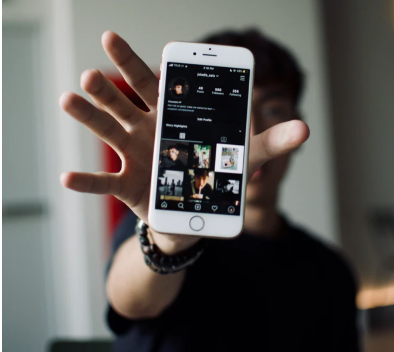 O USO INDICIPLINADO DA TECNOLOGIA - WellNess